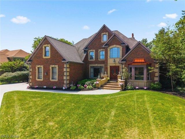 6274 Bertram Ave NW, Canton, OH 44718