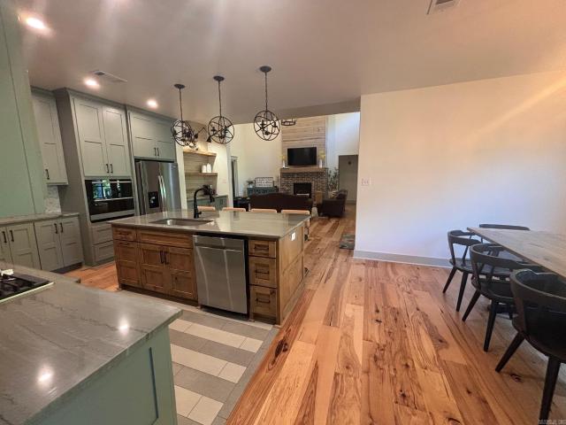 6276 Coy Lane