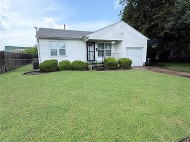 6278 E King Pl, Tulsa, OK 74115