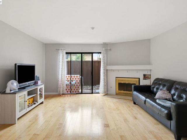 6279 Joaquin Murieta Ave D