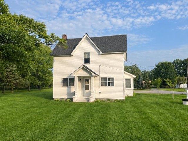 6279 Woodbine St, Caseville, MI 48725