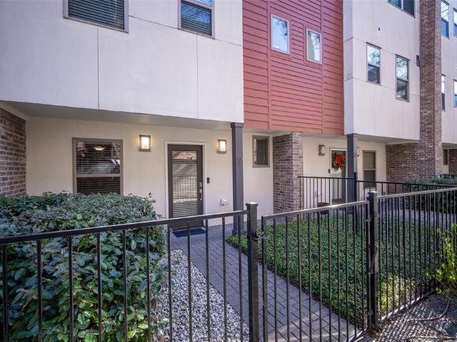 6270 Oram Street # 105