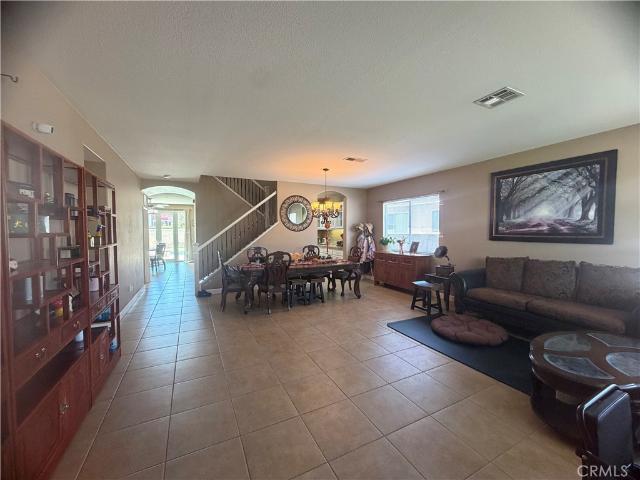 6271 Ruby Crest