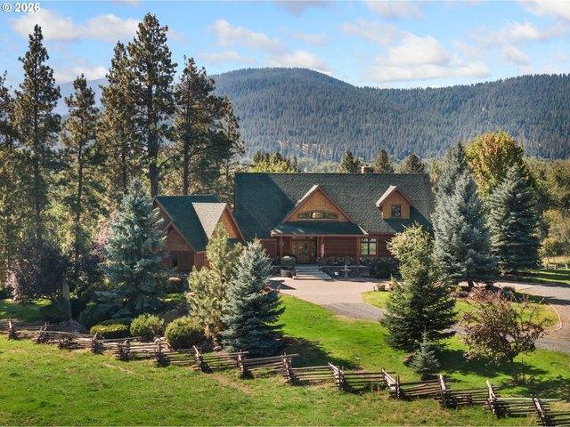 62726 N Powder River Ln, North Powder, OR 97867