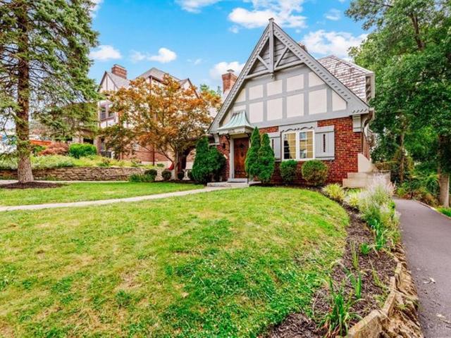 6272 Rogers Park Pl, Cincinnati, OH 45213