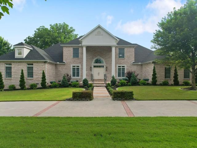 6272 Wells Circle