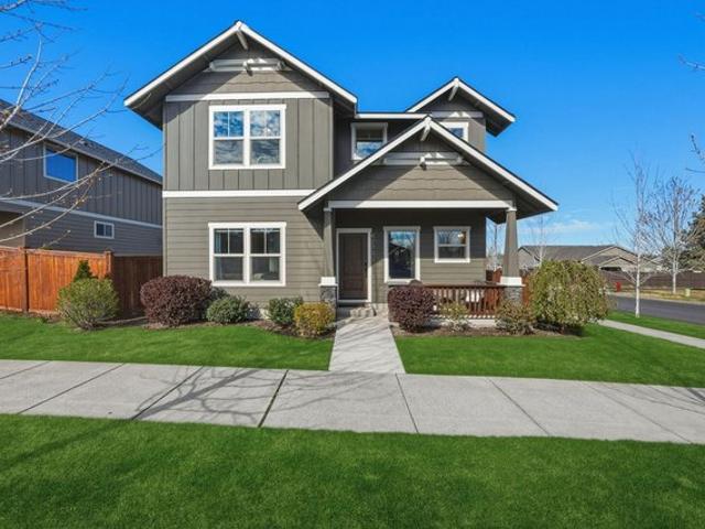 62735 Hawkview Rd, Bend, OR 97701