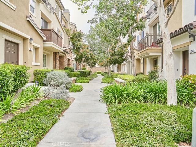 6273 Camposa Ln, Eastvale, CA 91752 | MLS #IV26056 | Compass