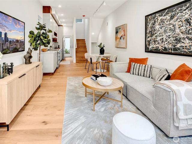 627 13th Ave E, Seattle, WA 98102 | MLS #2492 | Compass