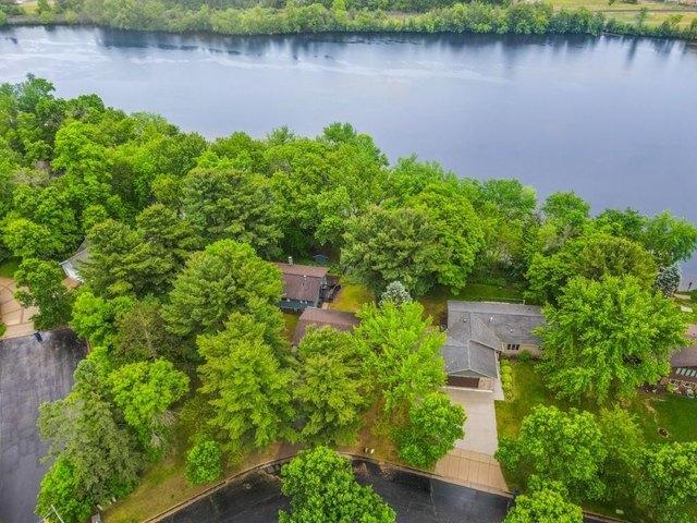 627 Broken Arrow Rd, Wausau, WI 54401