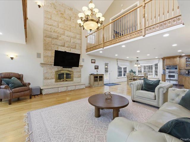 627 Green Lake Road