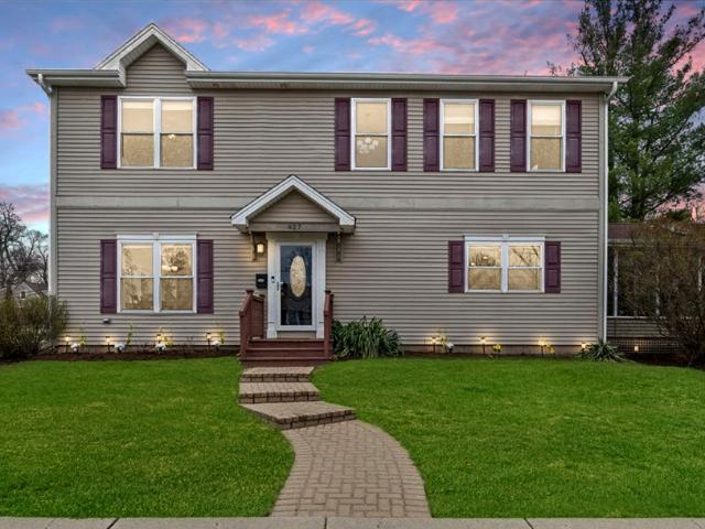 627 Grove Ave, Deerfield, IL 60015 | Compass