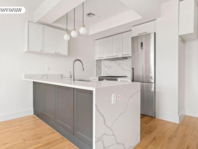 627 De Kalb Avenue, Brooklyn, NY