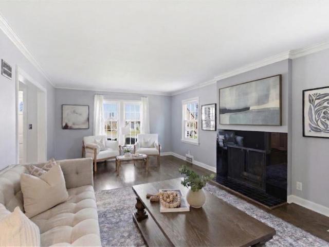 627 E 74TH Street