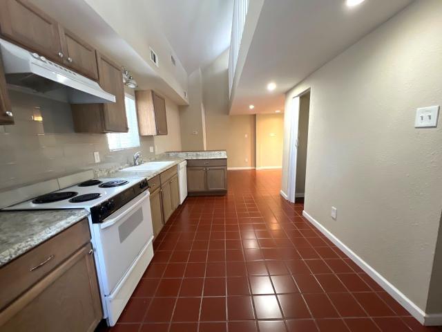 627 E 14th St, Unit C, Houston, TX 77008 | MLS #2556