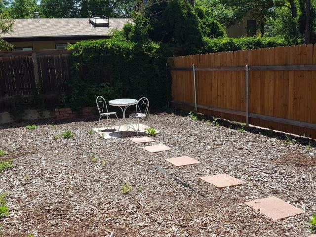 627 East Monument Street, Unit A & B 2 Bedroom Apartment for Rent at 627 E Monument St, Colorado Springs, CO 80903 Shooks Run