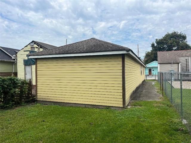 627 Forstall St, New Orleans, LA 70117 | MLS #2526