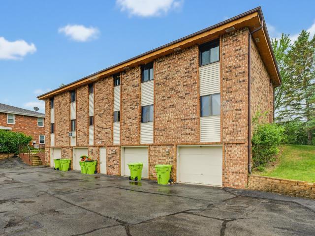 627 Hartridge Dr, Unit D