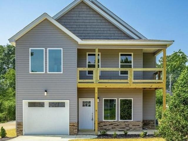 627 Idle Place Cir, Rossville, GA 30741