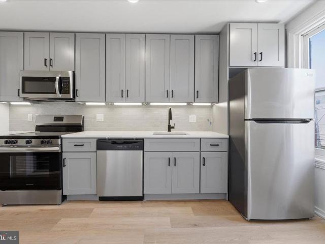 627 N 16Th Street # 301
