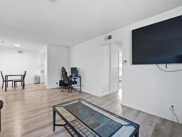 627 N Citrus Ave, Vista, CA 92084 | Compass