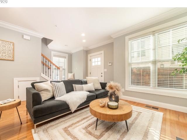 627 NE Randall Ave, Portland, OR 97232 | MLS #170420