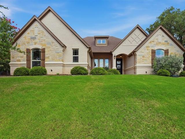 627 S Sugartree Dr, Lipan, TX 76462