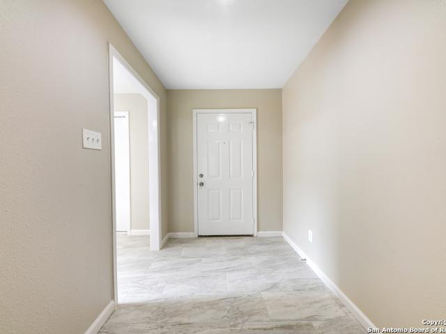 627 Summerwood Dr, New Braunfels, TX 78130 | MLS #1886 | Compass