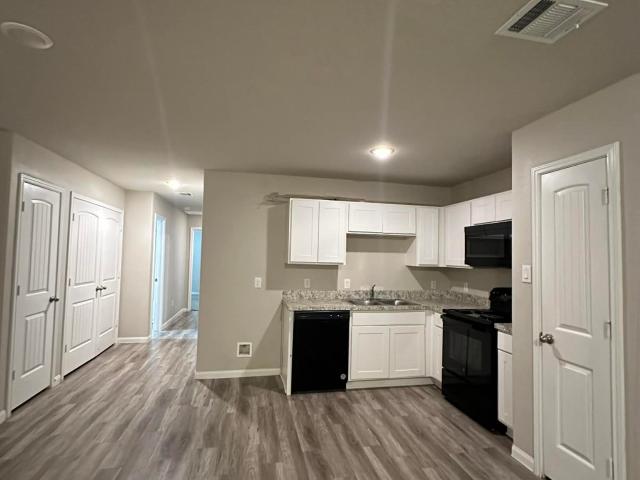 627 W Live Oak Street