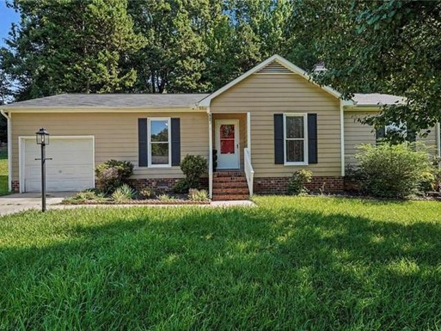 627 Woodland Cir, Asheboro, NC 27203