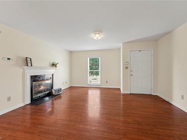 627 Woodland Circle