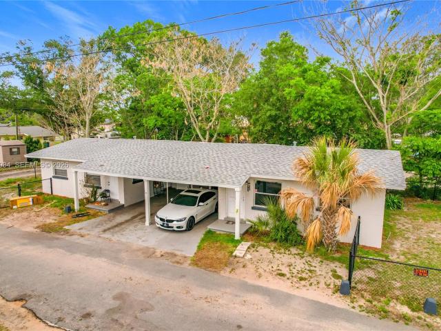 627 Washington Ave, Lake Wales, FL 33853 | MLS #A11991