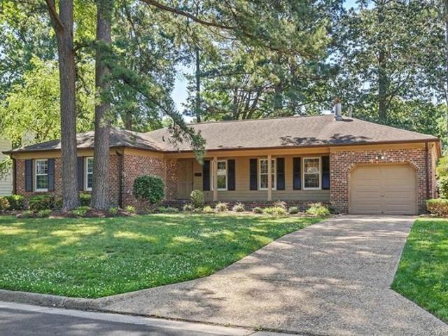 627 Valley Forge Dr, Newport News, VA 23602