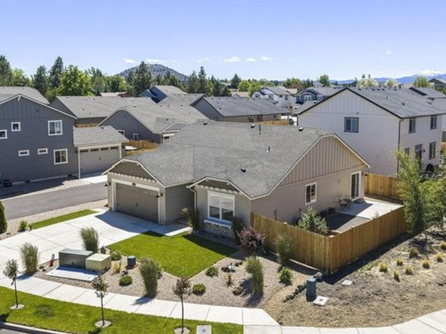 62847 NE Daniel Rd, Bend, OR 97701