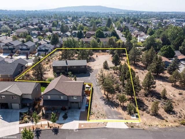 62855 Daniel Rd NE, Bend, OR 97701