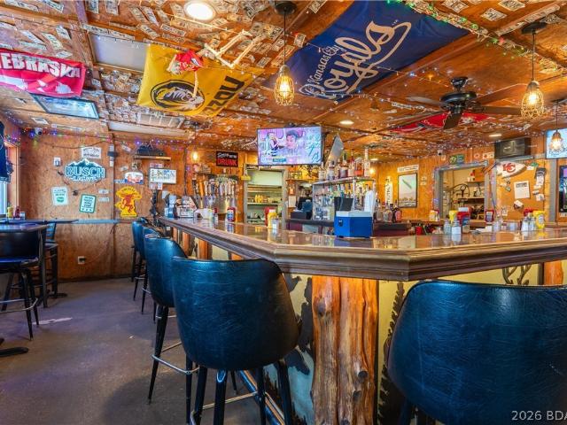6285 N State Hwy 7