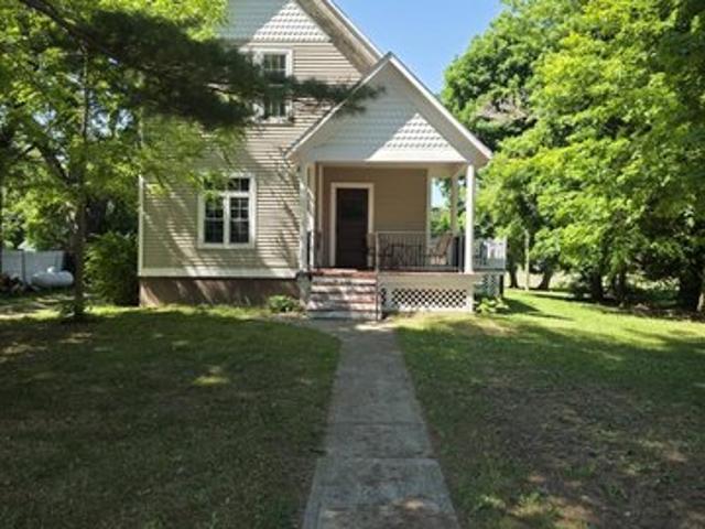 6286 Marlette St, Marlette, MI 48453