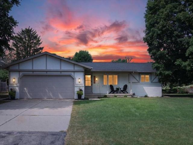 6287 Patagonia Dr SE, Grand Rapids, MI 49546