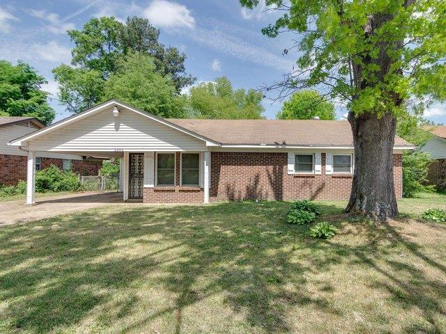 6288 Woodgreen Dr, Millington, TN 38053