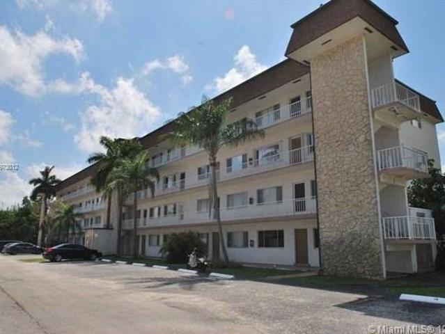 6289 Lear Dr #305, Lake Worth, FL 33462