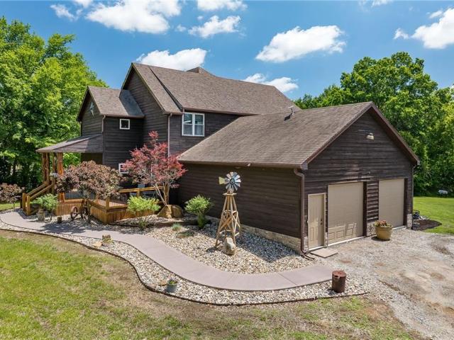 6280 NW Sale Barn Road