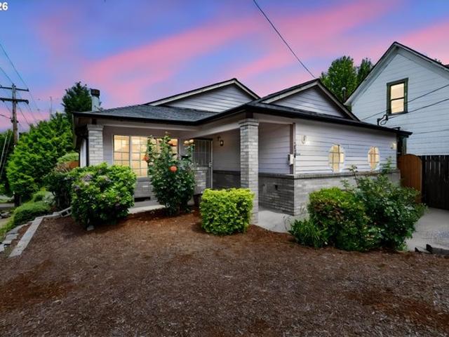 6281 N Bank St, Portland, OR 97203