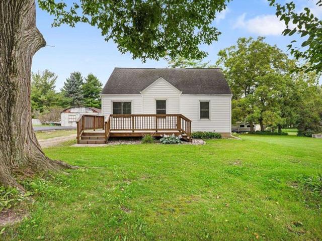6281 Portage Rd, DeForest, WI 53532