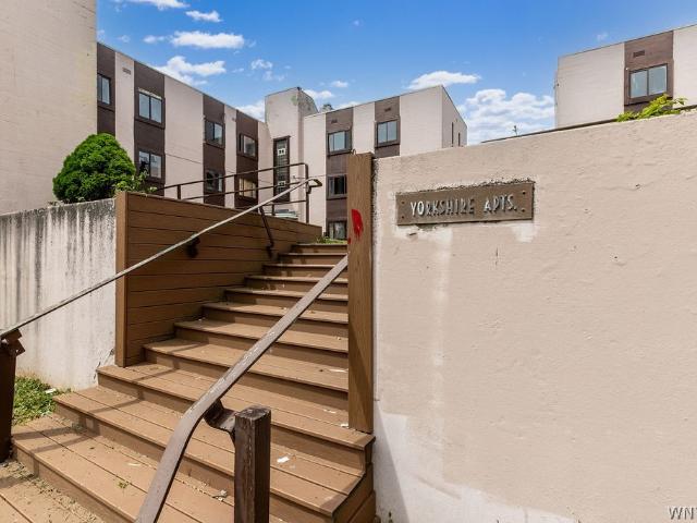 628 9th Street