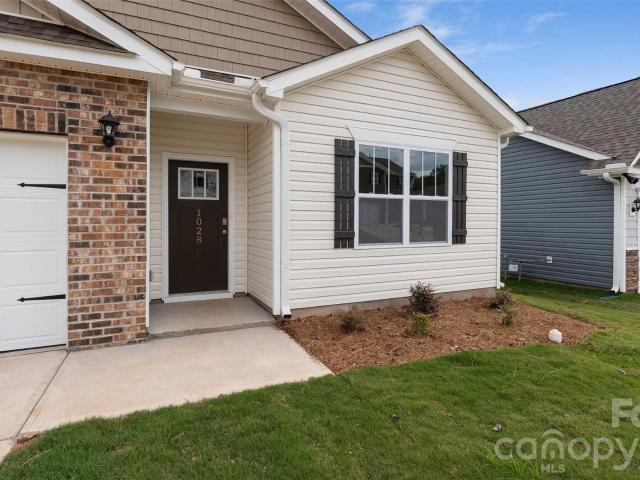 628 Country Oak Drive