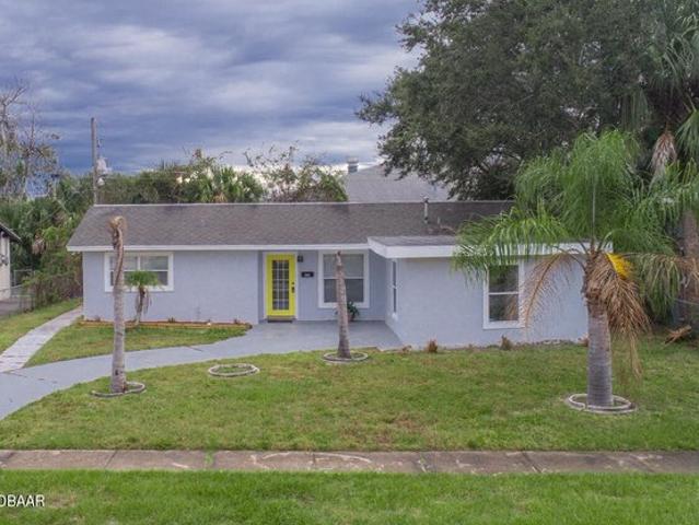 628 Cedar Park Dr, Daytona Beach, FL 32114
