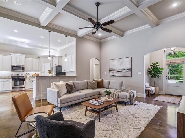 628 Bateleur Way