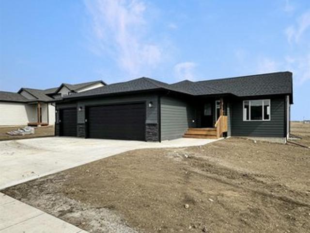 628 Bull Run Dr, Box Elder, SD 57719
