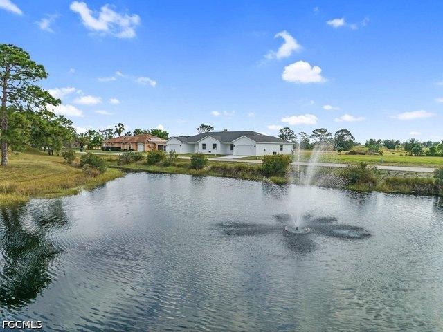 628 Falls Ln, Lehigh Acres, FL 33974