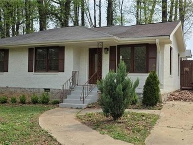 628 Farrar Ct, Decatur, GA 30032